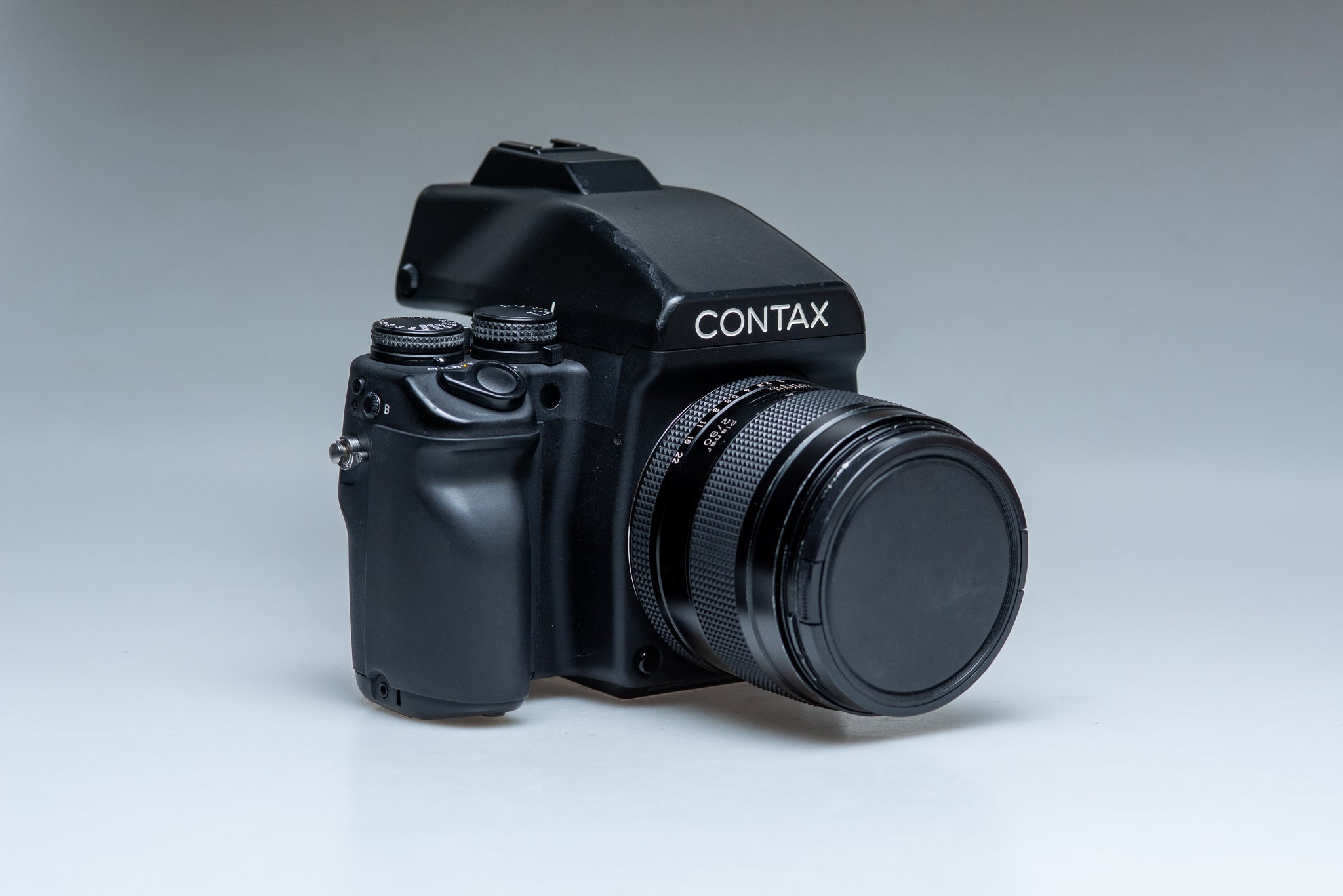 Contax 645 Kit with Extra Film Back and Insert with 1 Year Warranty ...